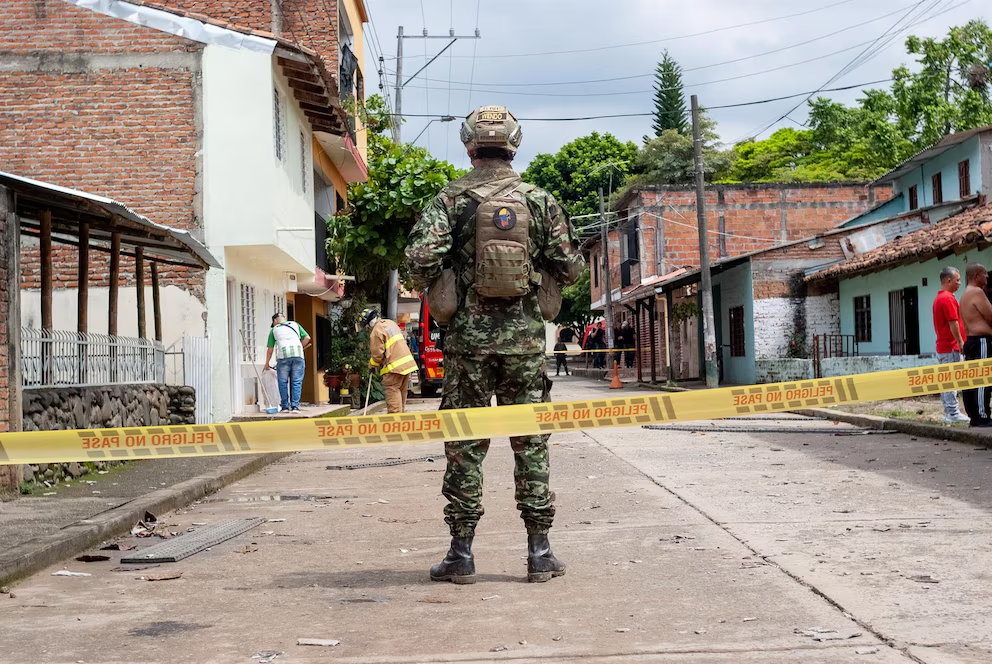 🔴 Atentados en el Cauca: Disidencias de las Farc Atacan a la Fuerza ...