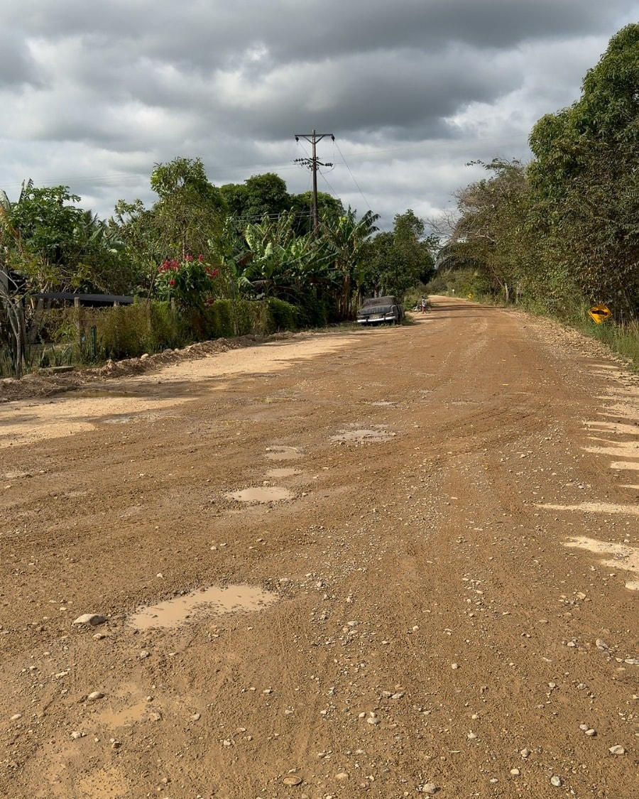🚜🌄 Guaduales estrena 1,4 km de vía pavimentada y alumbrado solar: una ...